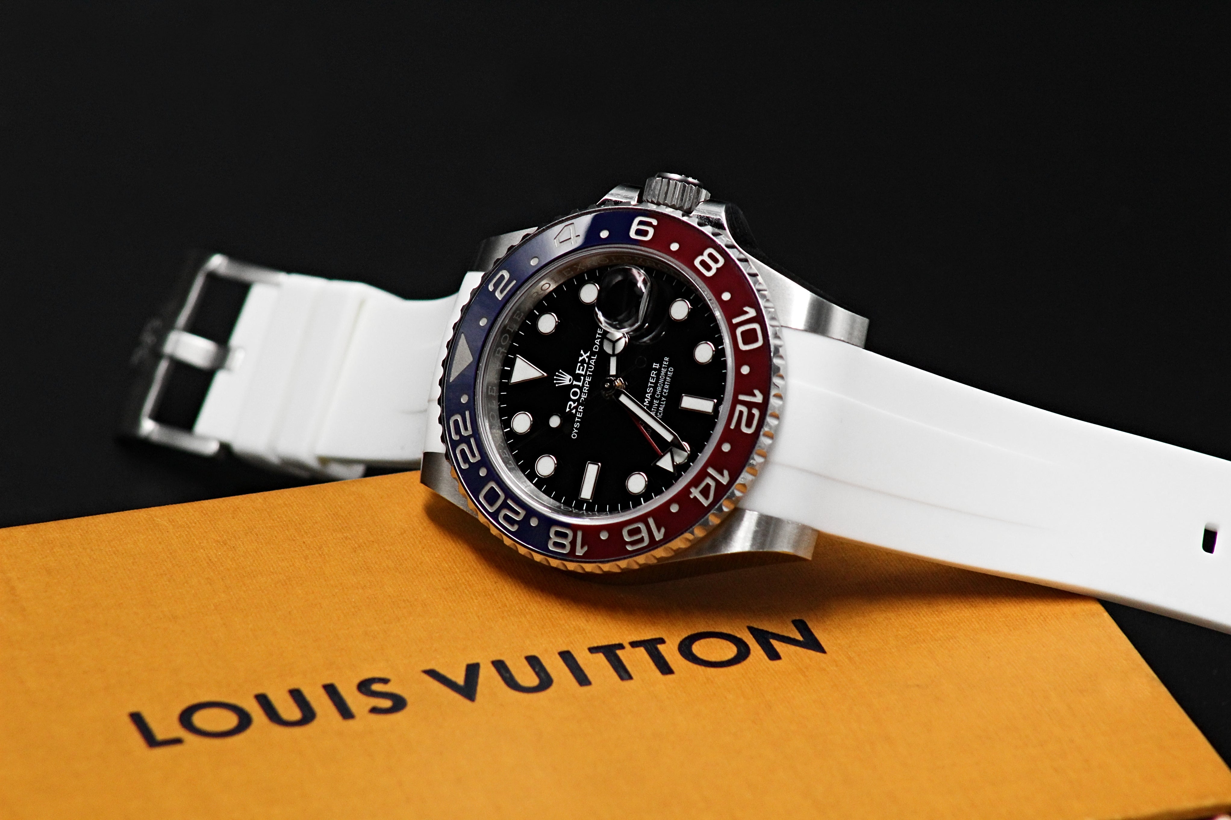 Unveiling the Brilliance of Ceramic: Rolex's Iconic Bezel Innovation ...