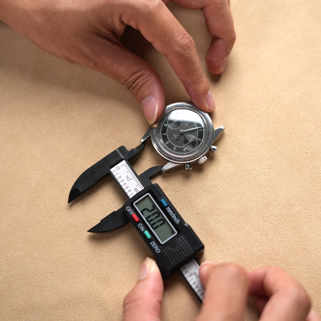 How to Properly Measure Your Watch Lug Width and Choose the Right Stra ...