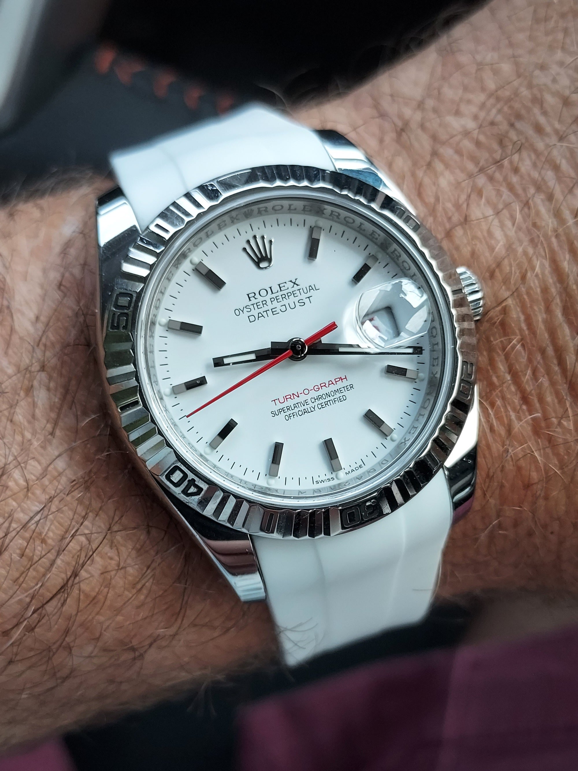 The Ultimate Guide to Changing Watch Straps: Tips for Seamless Swaps ...